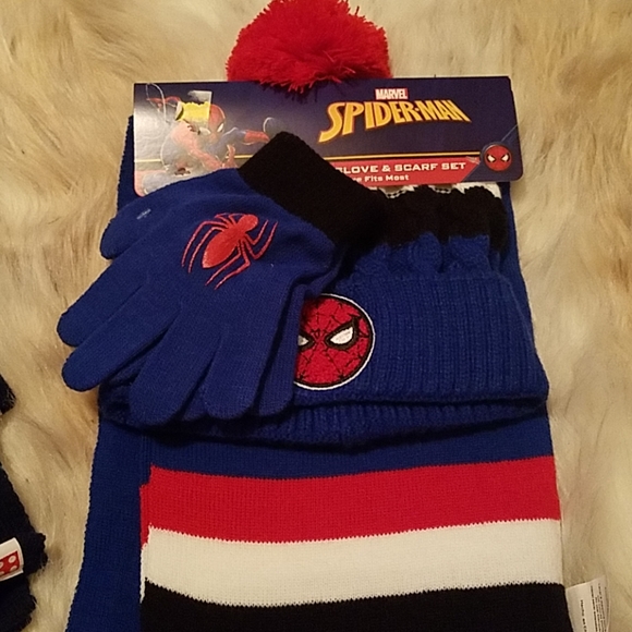 Marvel | Accessories | New 3 Piece Spiderman Glovesscarfhat Set | Poshmark